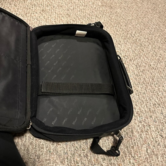 Targus | Tablets & Accessories | Targus 6 Slipskin Sleeve Laptop Bag ...